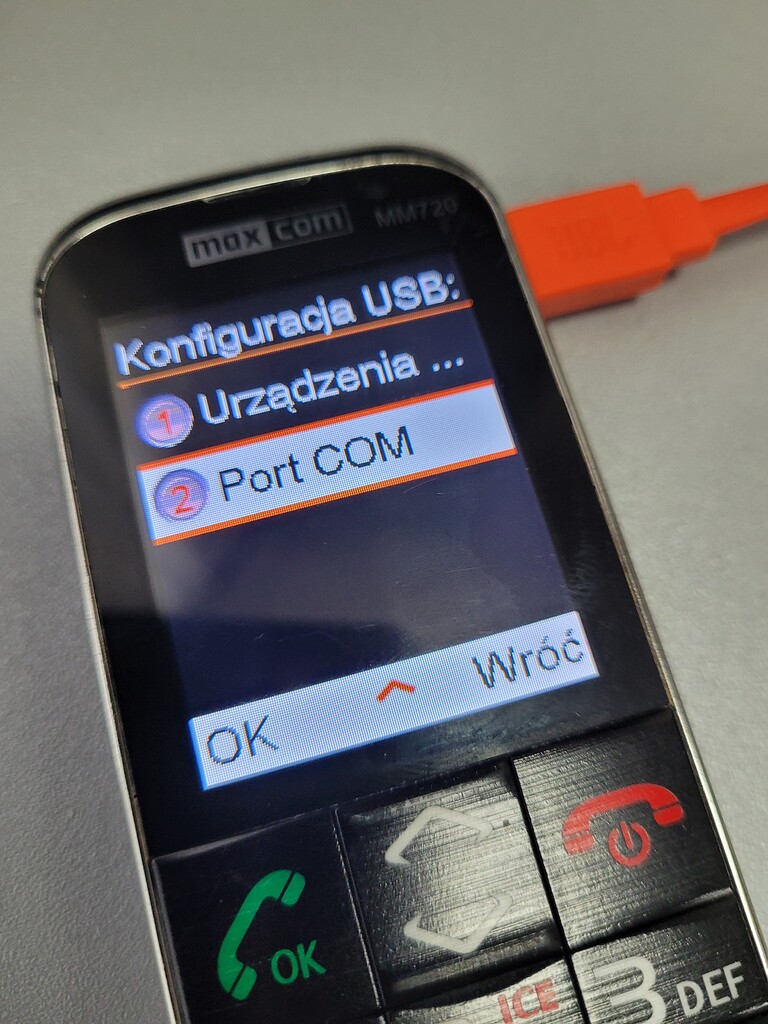 MaxCom Confort MM720BB i tryb USB - port COM - Inne urządzenia mobilne - dobreprogramy - forum